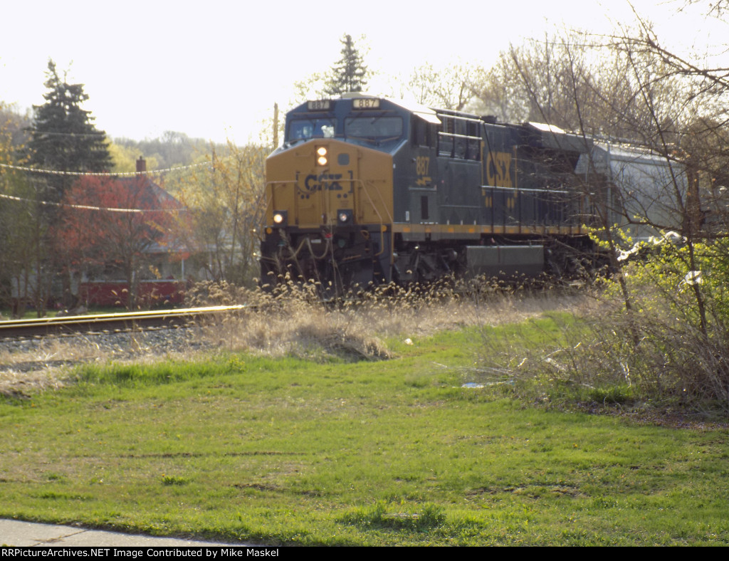 CSX 887